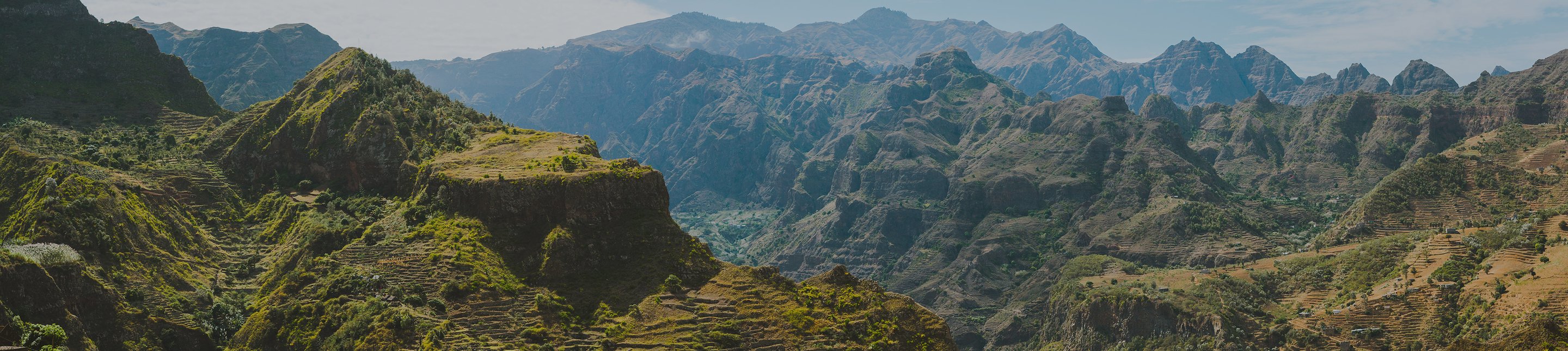 4 cartes touristiques du Cap vert. Quelle île choisir