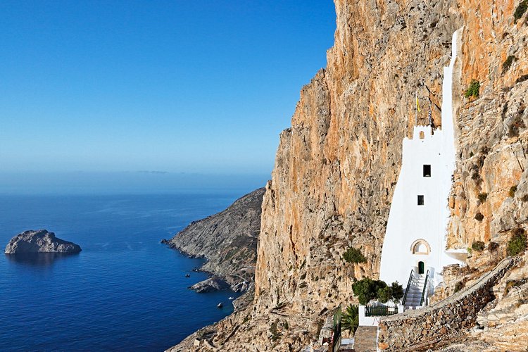 Les Plus Beaux Lieux à Voir à Amorgos en Grèce | Que Faire