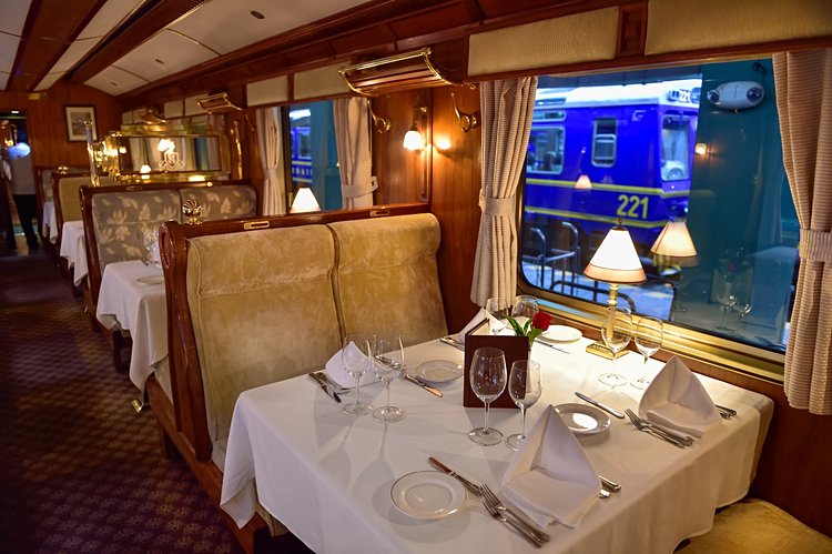 Les 17 plus beaux voyages en train de luxe