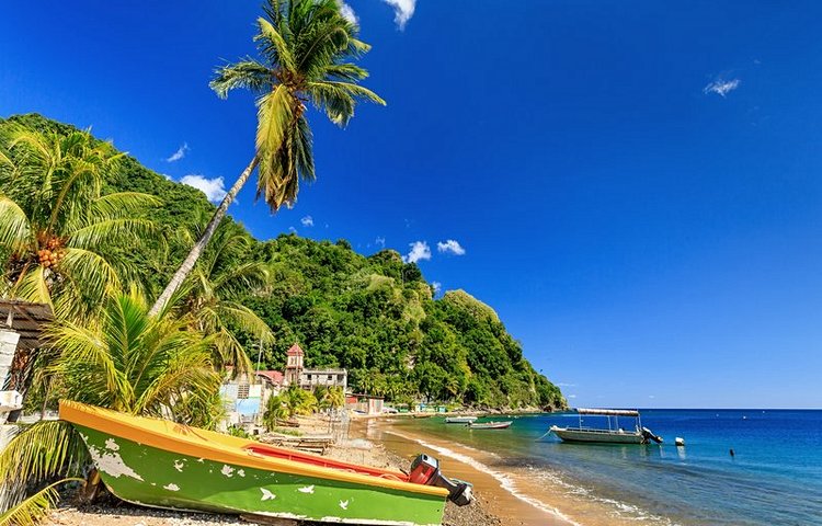 Partir à la Dominique : votre guide de voyage sur mesure